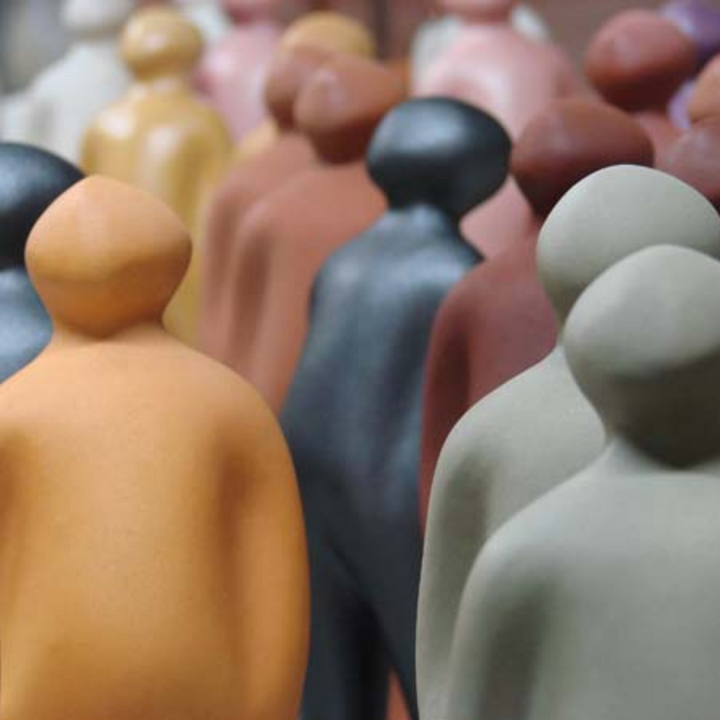 The Visitor beeldjes van Gardeco l Vanhie l Expert in Sfeermakers